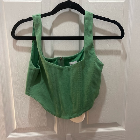 Princess Polly | Tops | Fitted Green Princess Polly Tank | Poshmark